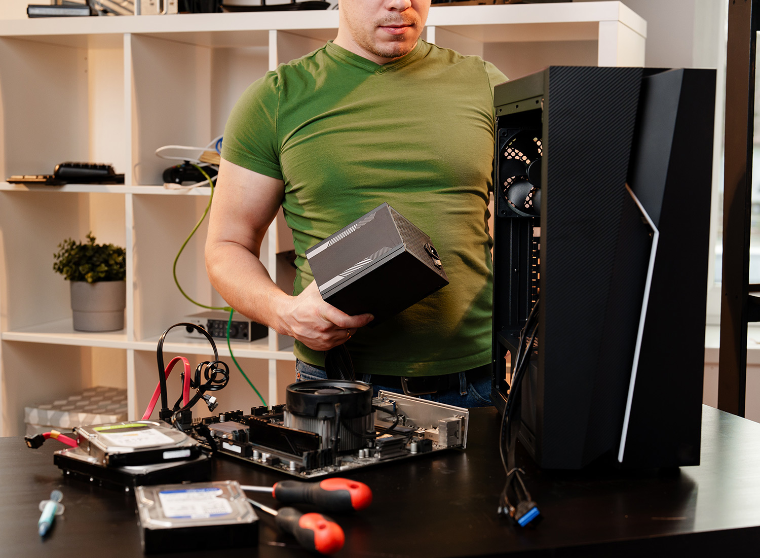 How to Assemble a PC with 3D Instructions Guide